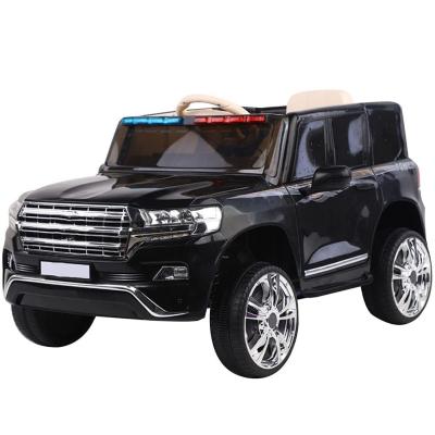 Cina Off-road Baby Toy Electric Car per 1-6 anni Ragazzi e ragazze Swing Ride Performance in vendita