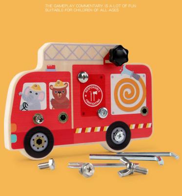 Cina Pre-scuola Carro in legno Busy Board Gear Sbloccaggio Progetto Pompiere camion Asilo Giocattolo puzzle in vendita