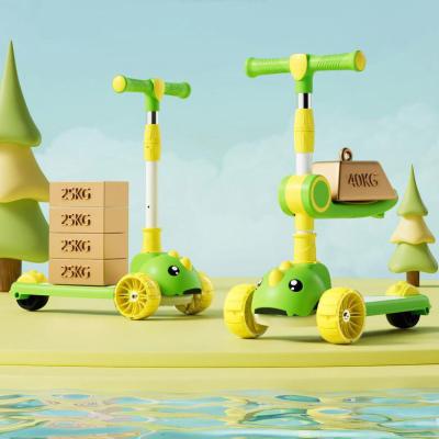 Cina Scooter pieghevole regolabile in altezza per bambini di età compresa tra 3-12 anni stile triciclo carico massimo 200 libbre in vendita