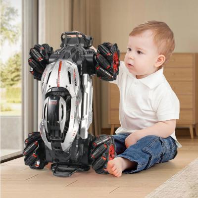 中国 スピード 4WD 2.4Ghz RCカー 12 合金漂流スタントオフロードクライミングカー 子供用おもちゃ 販売のため