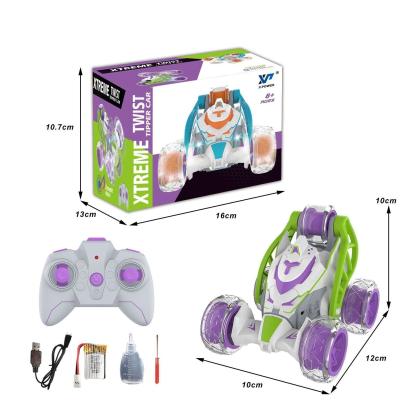 Cina 2.4G Stunt Dumper Light Spray Roll Over Remote Control Vehicle per giochi e divertimenti all'aperto in vendita