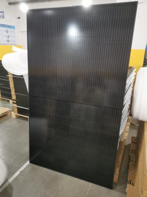 Cina TUTTI i pannelli solari mono neri da 550 W, 555 W, 560 W, completamente neri con cornice nera, retro in vendita