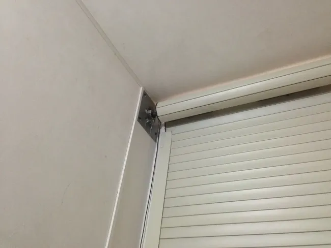 Close-up view of Double Layer Extruded Aluminum Rolling Shutter slats