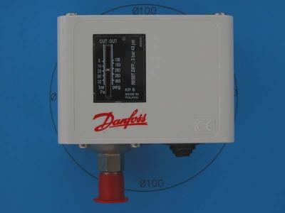 China KP1 Series Refrigeration Compressor Parts Low pressure control , 8-32 bar range for sale