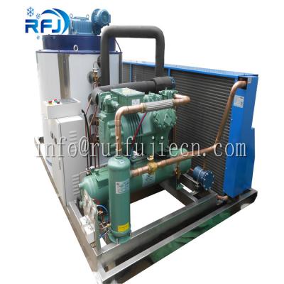 China Agua dulce 1-20 toneladas Fabricante de hielo en volúmenes Fuerte capacidad de producción R404A Medio de congelación en venta