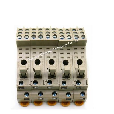 China Brand New Original Omron PLC Terminal Connector P2RF-08-E for sale