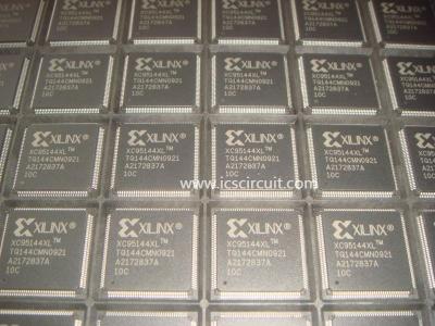 中国 RAM回路プログラム可能なFPGAの破片はXCSO5XL-4VQG100Cを統合した 販売のため