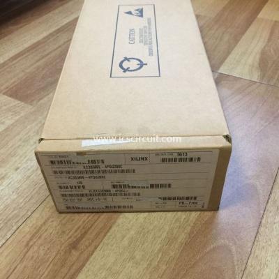 中国 RAM回路プログラム可能なFPGAの破片はXCSO5XL-4VQG100Cを統合した 販売のため