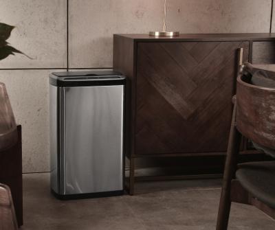 China 30l Large Classified Smart Automatic Bathroom Sensor Trash Can Electric Trash Can for sale