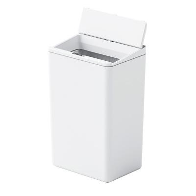 China Household Indoor Smart Sensor Trash Bin Small Folding Plastic Trash Can en venta
