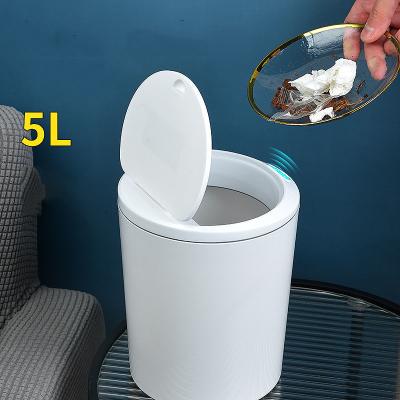 China Smart Sensor Automatic Kitchen Plastic Garbage Waste Bins With Sensor Trash Bin with Lid en venta