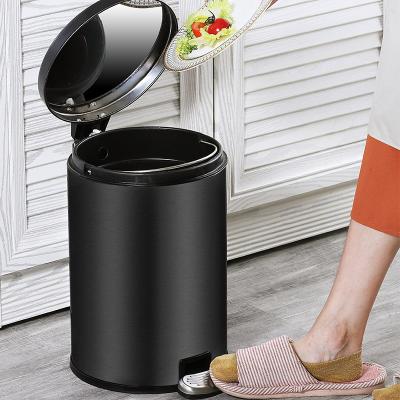 中国 Steel and Pp Pedal Trash Can Bathroom Bin With Toilet Brush for Kitchen Recycling Storage for Household Items 販売のため