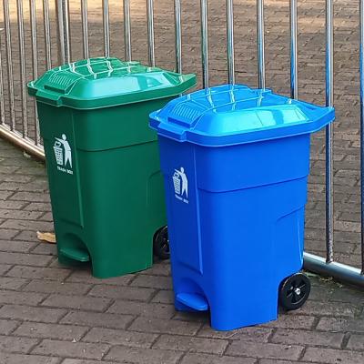 China Cheap and High Quality 50L/70L  Roller Foot Clamshell Plastic Recycling Bin Apply to Outdoor Te koop