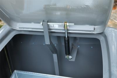 Cina 100l Double Outdoor Steel Sorting Garbage Bin with with Ash Tray Heavy Duty Trash Can in vendita