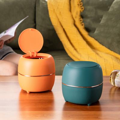China Household Mini Trash Can Bedroom Car Hanging Coffee Table Small Trash Can Desktop Plastic Trash Can for sale