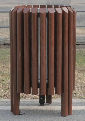 中国 Customizable Multi-functional Rectangular Plastic Trash Can with 8L/12L Capacity for Kitchen 販売のため