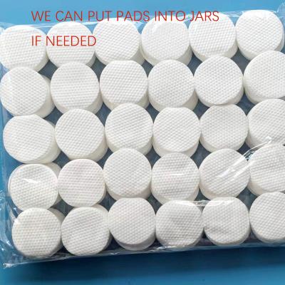 China Approximately 7 Cm Non-woven Cosmetic Pad in plastic jar providing solution for makeup removal and facial cleansing care for sale