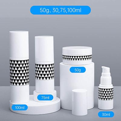 China Custom Bottle 100ml Plastic Bottles For Cosmetic Ergonomic Design for Comfortable Handling and Precise Dispensing for sale