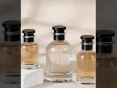 Glass perfume bottle