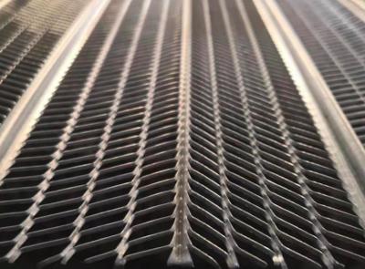 China 0.3mm Stärke-Gips-Verstärkungsmasche 600 x 2500mm galvanisierter Rib Lath zu verkaufen