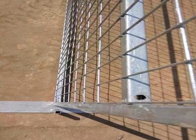 Κίνα Ο προσωρινός φράκτης κατασκευής ένωσε στενά τις επιτροπές πλέγματος καλωδίων 9,5 ίντσα ύψους 1X4 ποδιών που γαλβανίστηκε προς πώληση
