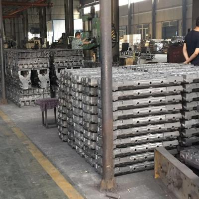 Cina Peso 55 kg Testa del cilindro del motore adatta per il cat 3306 8N6796 8N-6796 in vendita