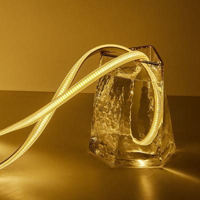 Cina AC 220V 110V 240LED COB luci a strisce a LED 8mm CE ROHS flessibile in vendita