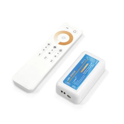 China RF 2.4G DC 12V 24V 4 Zona Temperatura de Cor Dimming LED CCT Controlador Para Faixa LED à venda