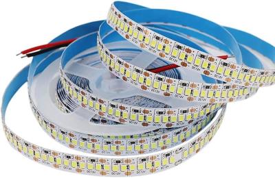 China 12V 240LEDS/metro SMD 2835 LED Strip Light 1200LEDs 16.4Ft 26000LM Alta densidade IP20 Não impermeável SMD3528 Branco 6500K à venda