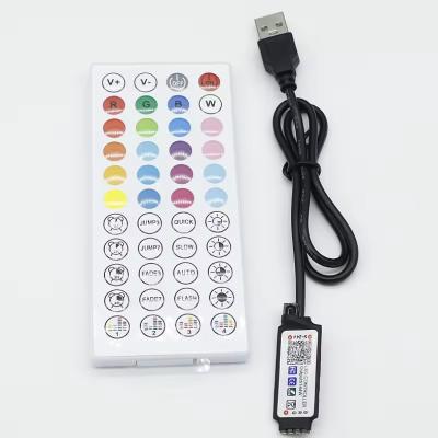 中国 スマート LED 5V 44ekys RGB LED ストライプコントローラー wifi tuya APP USB ブルートゥース ディマー ルチェ・ストリシア LED ストライプコントローラー 販売のため