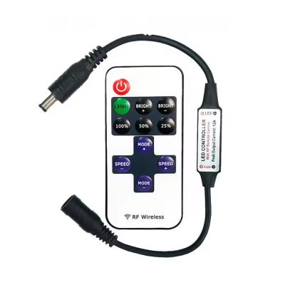 中国 ベストセラー ミニ LEDコントローラ 11キー 5V 12V 24V 単色コントローラ RF 無線 触覚 リモートライト LEDディマー 販売のため