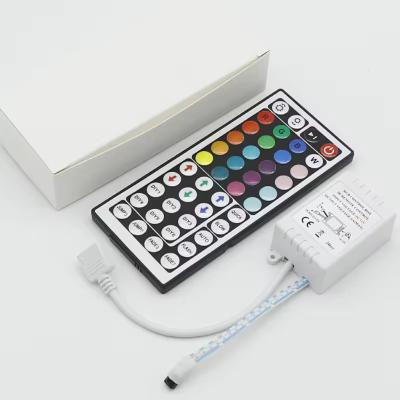 China Originele fabriek 44 sleutels 5V 12V 24V RGB led Controller RF draadloos led licht Monochroom dimmer Remote controller voor led Te koop