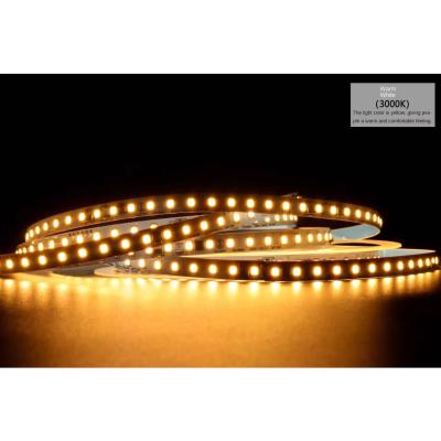 Cina 2835 120Leds 8W/M CRI80 Flessibile LED Strip 5M/10M Lunghezza per la decorazione di Natale a casa in vendita