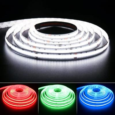 中国 784 LED/m RGBW チップ COB LED ストライプ 調節可能 -20°C から 60°C DC 24V 入力電圧 販売のため