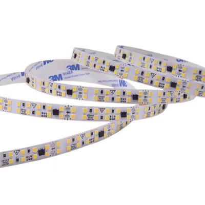 Cina Senza conducente Alta tensione 220V Senza conducente Striscia luminosa autoadesiva 240leds smd 2835 IP67 IP65 Luce di linea decorativa in vendita