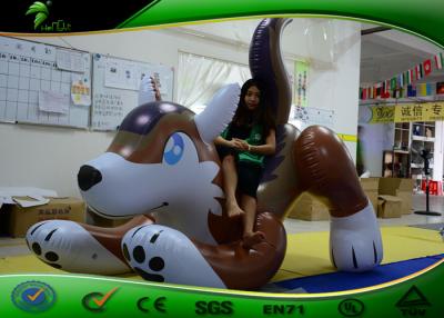 Cina Giocattolo gonfiabile del cane di Brown del gigante gonfiabile dei personaggi dei cartoni animati/PVC/animale gonfiabile fresco per su misura in vendita