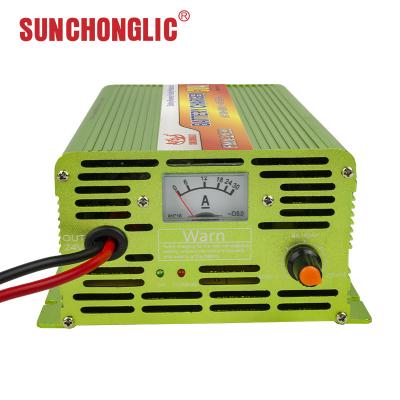 Cina Caricabatterie portabile 24V 30A AGM GEL Caricabatterie intelligente a 3 fasi Antirust in vendita