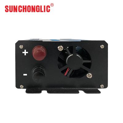 China Inversor de carga solar de 12v a 220v 1000va 1000w Inversor de potência de onda sinusal modificado à venda