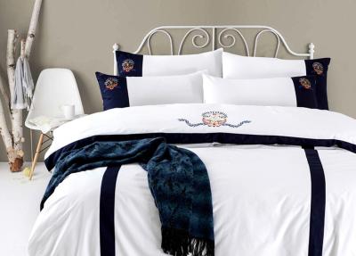 Cina La copertura bianca del piumino della biancheria da letto di qualità dell'hotel dell'albergo di lusso ha messo il ricamo 100% del cotone in vendita