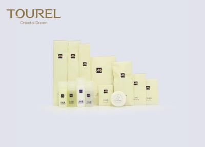 China Luxury Hotel Bathroom Amenities Supplies With Enviromentally Friendly Paper Packing for sale