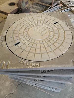 China Custom made manhole lid/well lid/manhole cover en124 ductile iron for sale