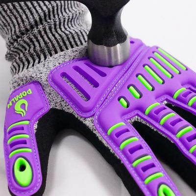 Cina Guanti TPR anti-impatto, resistenti al taglio, anti-slip, con rivestimento nitrile in vendita