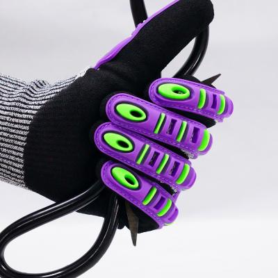 Cina Guanti TPR anti-impatto, resistenti al taglio, anti-slip, con rivestimento nitrile in vendita