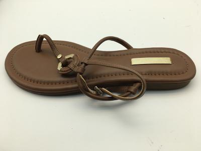 Cina Scarpe piane di cuoio genuine comode di signore di Brown della cinghia molle delle pantofole in vendita