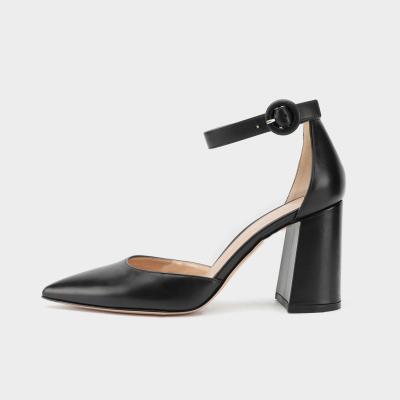 Cina Tallone quadrato Tan Ankle Strap Shoes, scarpe delle signore della cinghia della caviglia di 8cm in vendita