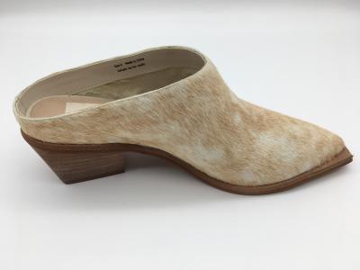 Cina Scarpe di vestito di cuoio delle donne dell'OEM Toe Pointed Toe Brown chiuso ROHS in vendita