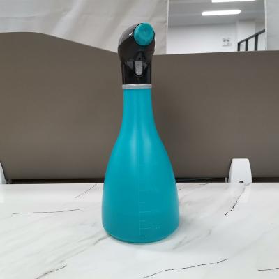 Cina USB che fa pagare signor automatico della pianta d'appartamento della famiglia 1L dello spruzzatore dell'erbaccia in vendita