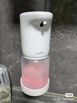 Cina Erogatore fissato al muro del sapone del sensore IPX5 per la lavatrice di campeggio 400ML della mano in vendita