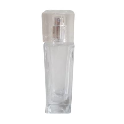 中国 perfume bottle 50-170ml  recycled glass bottles black blue red pink green cap plastic and metal roll frog 販売のため