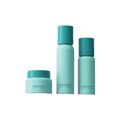 China Custom opaque green skincare containers PETG Round shoulder airless pump bottles for sale